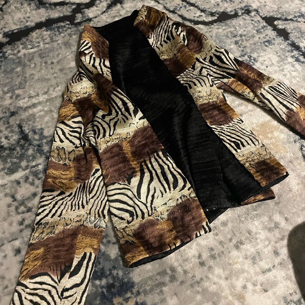 Large Black Reversible And Animal Print Jacket - Gem